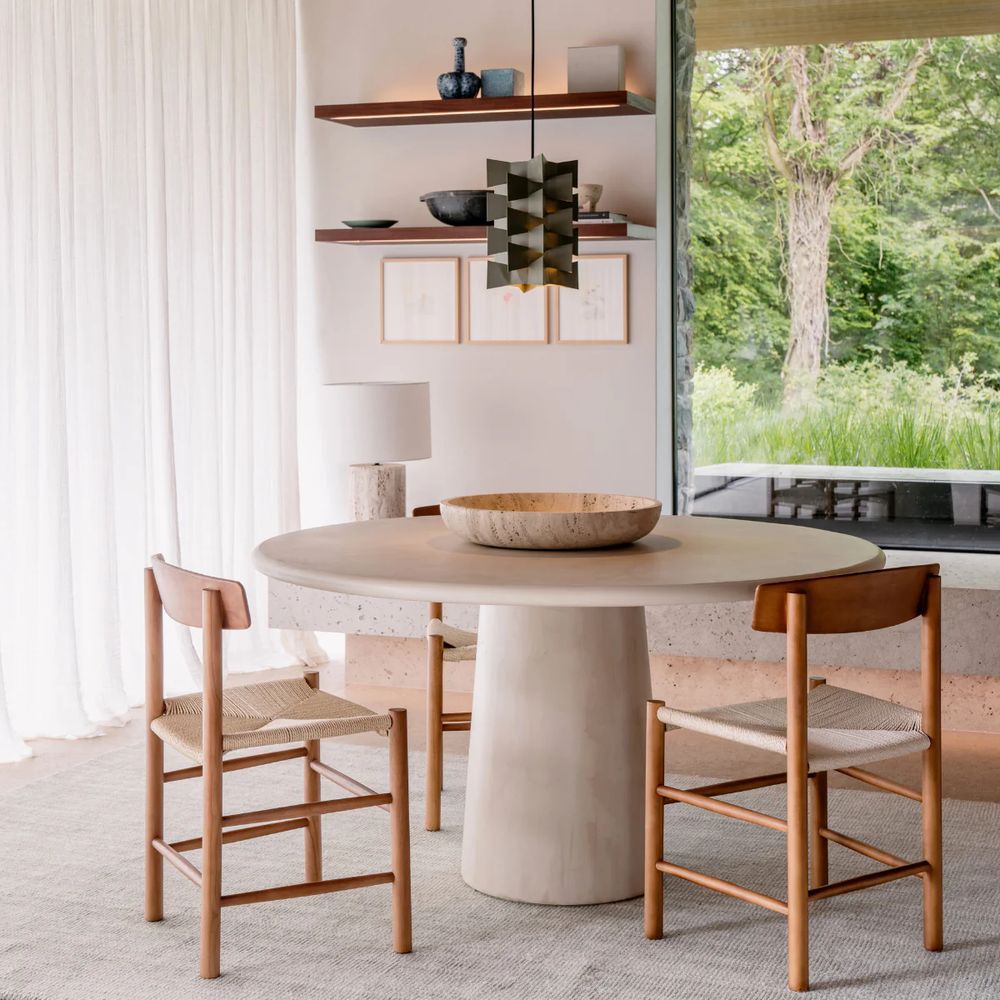 FURNIFIED Dining Table Legna Round Microskin – laboutiquedesign.is