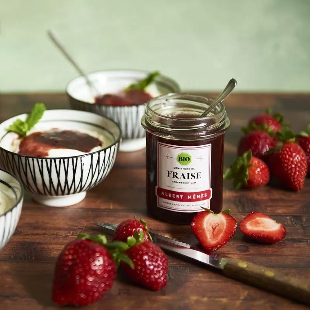 ALBERT MENES Organic Extra Strawberry Jam 230 g – laboutiquedesign.is
